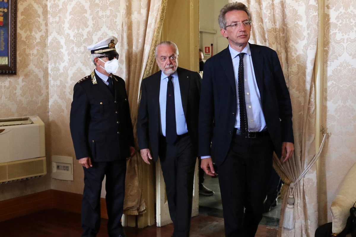 Notizie Calcio Napoli - Stadio maradona manfredi aspettiamo l’offerta ... Notizie Calcio Napoli - Stadio maradona manfredi aspettiamo l’offerta ...